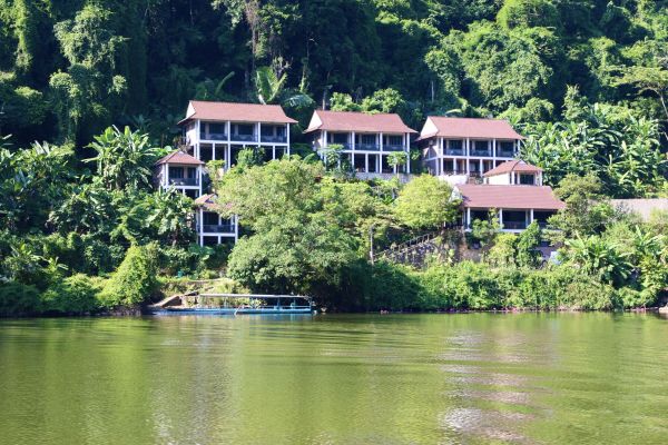 About the eco-resort - Ba Be Lakeside Bungalow